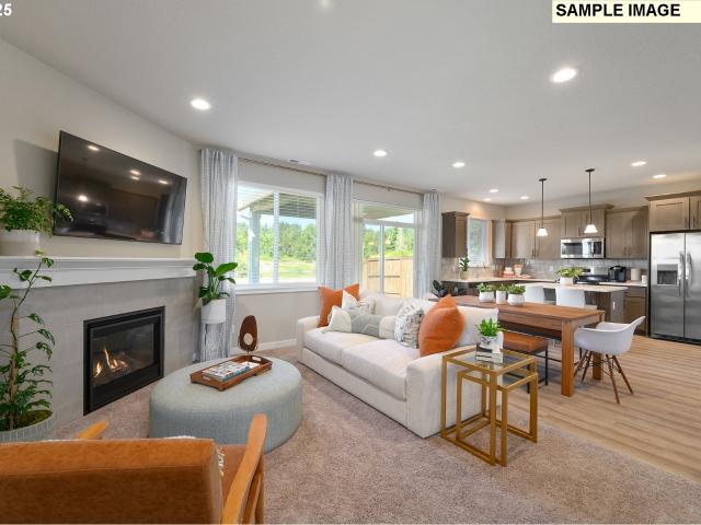 2216 NE Singer LN # 256