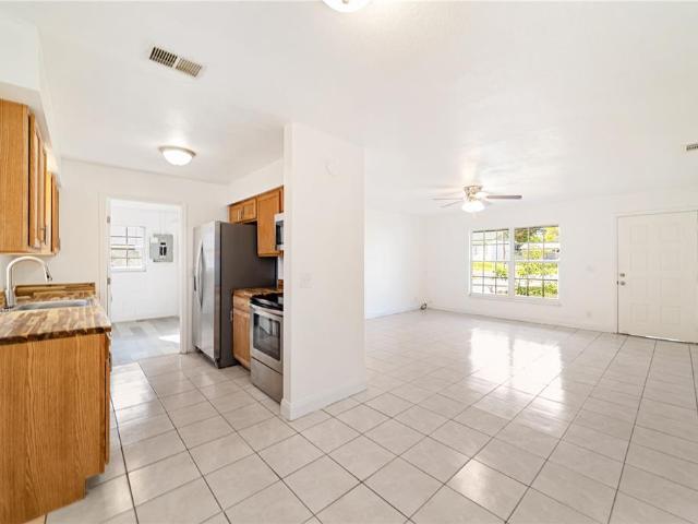 2216 NE 38th St, Ocala, FL 34479 | MLS #OM720766