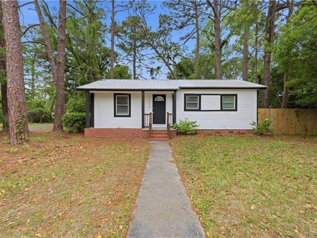 2216 Oriole St, Brunswick, GA 31520