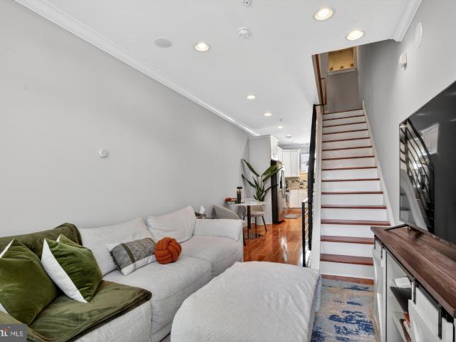 2216 Almond St, Philadelphia, PA 19125 | MLS #PAPH2602 | Compass