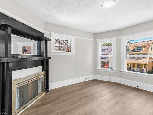 2216 E 82nd Street