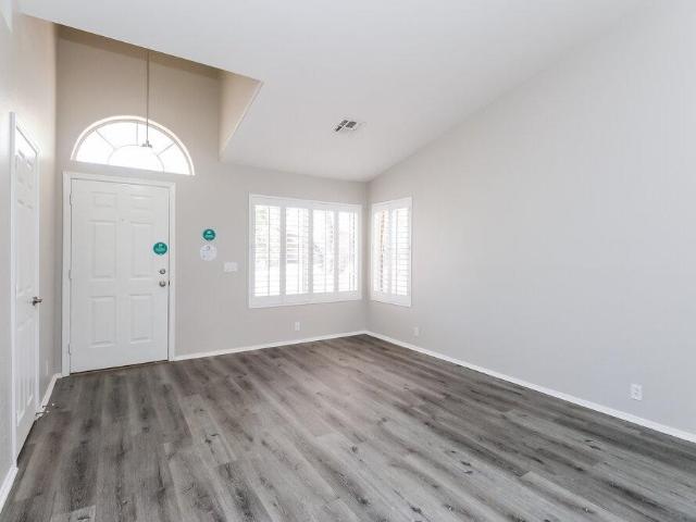 2216 E Sherri Drive