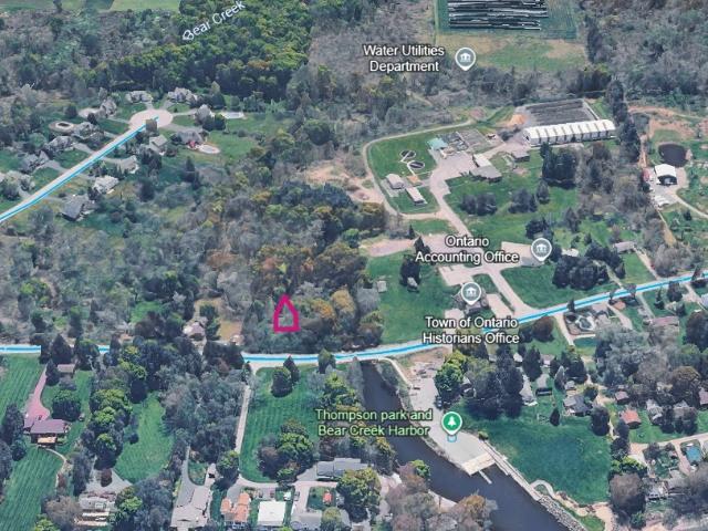 2216 Lake Road