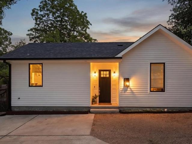2216 Lindell Ave Unit 2, Austin, TX 78704