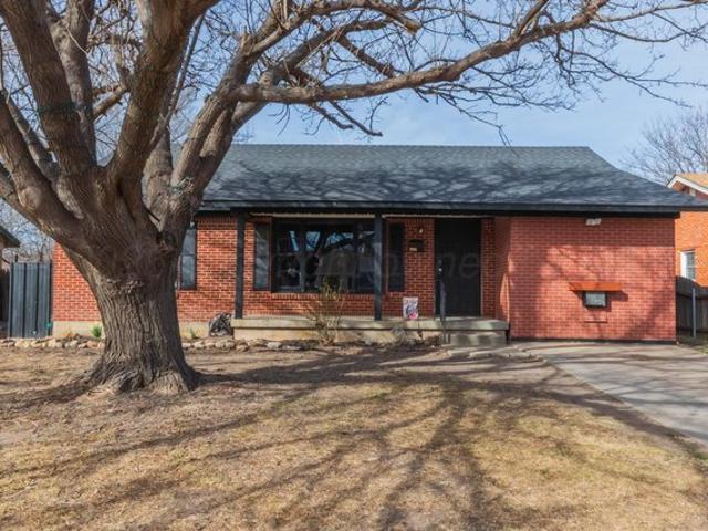 2216 Locust St, Amarillo, TX 79109