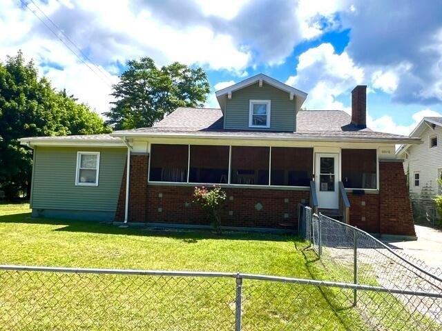2216 Peck St, Muskegon Heights, MI 49444