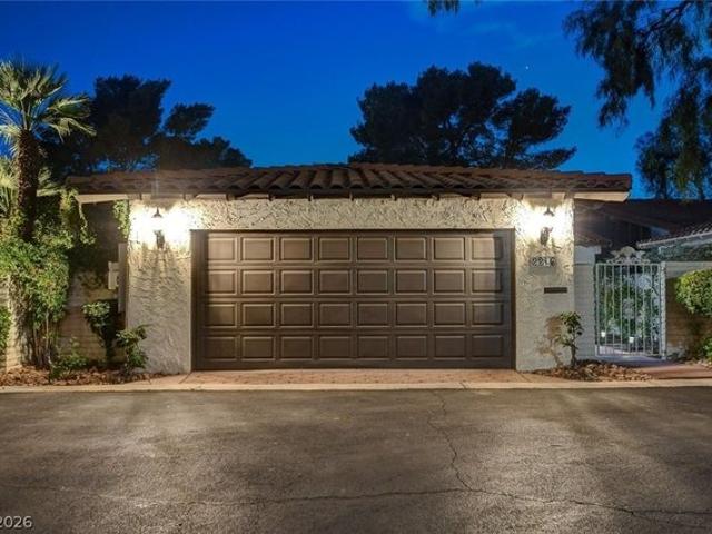 2216 Plaza Del Robles, Las Vegas, NV 89102