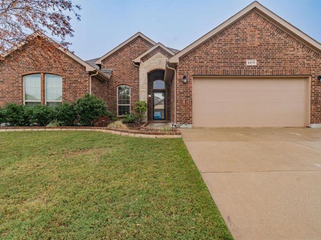 2216 Rosalinda Pass, Fort Worth, TX 76131 | MLS #21256 | Compass