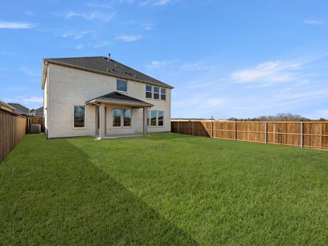 2216 Shady Elm Road