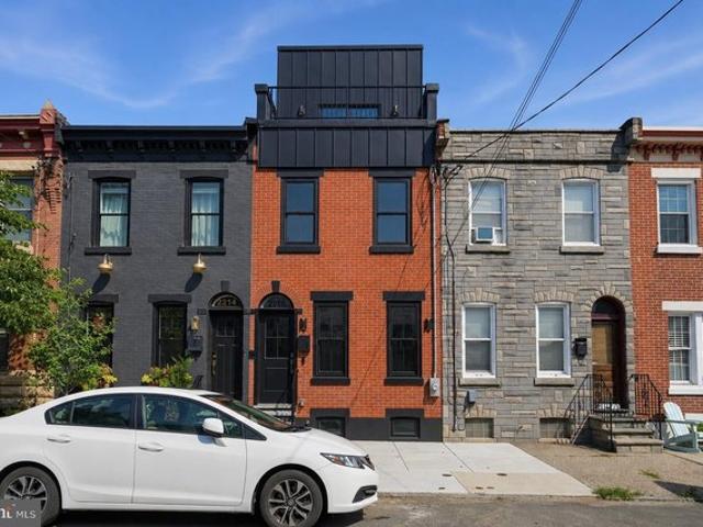 2216 Tulip St, Philadelphia, PA 19125