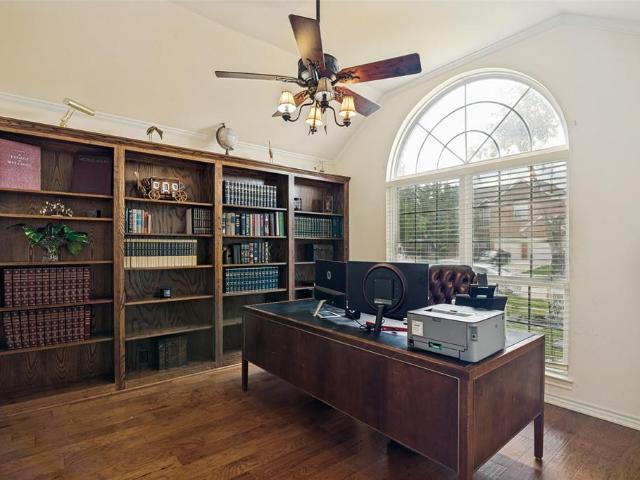 2216 Woodberry Drive