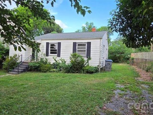 2216 Yadkin Ave, Charlotte, NC 28205