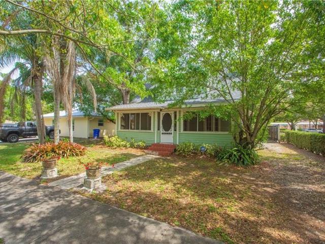 2216 17th Ave, Vero Beach, FL 32960