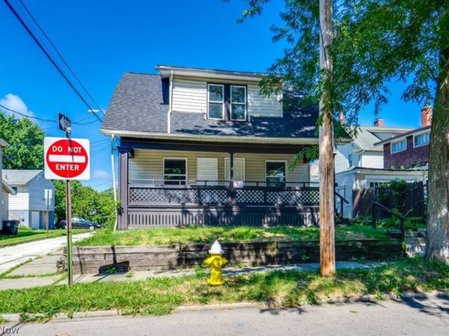 2216 10th St SW, Akron, OH 44314