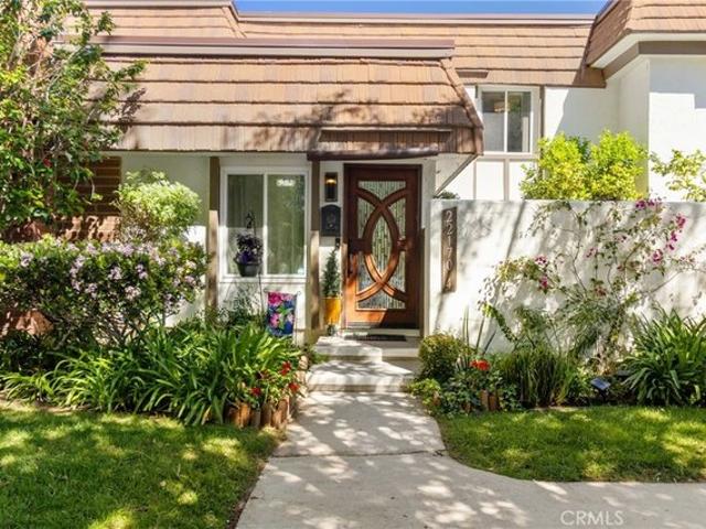 22170 James Alan Cir Unit 4, Chatsworth, CA 91311