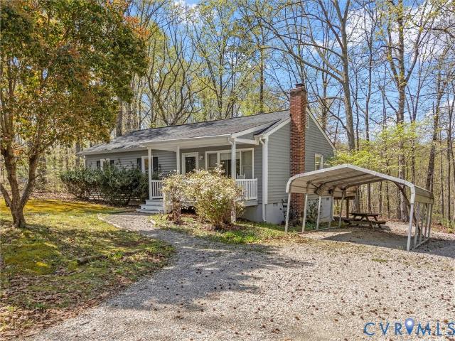 2217 Mountain View Rd, Powhatan, VA 23139 | MLS #2608 | Compass