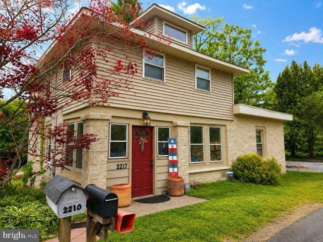 2217 N Rockhill Rd, Sellersville, PA 18960