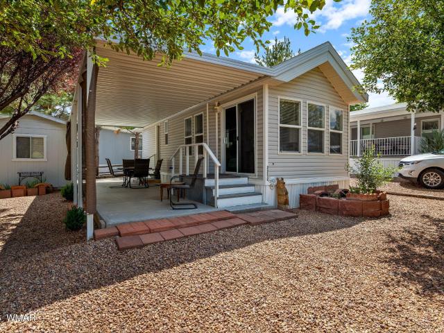 2217 Old Crooks Trail