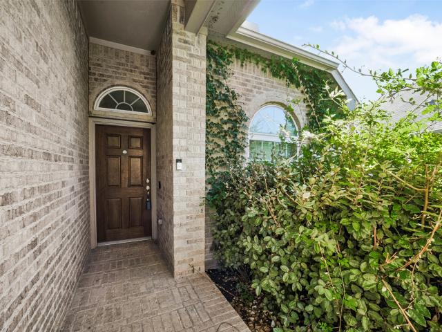 2217 Pine Creek Court