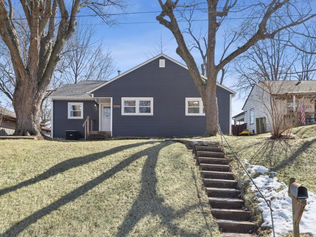 2217 W 13TH Street