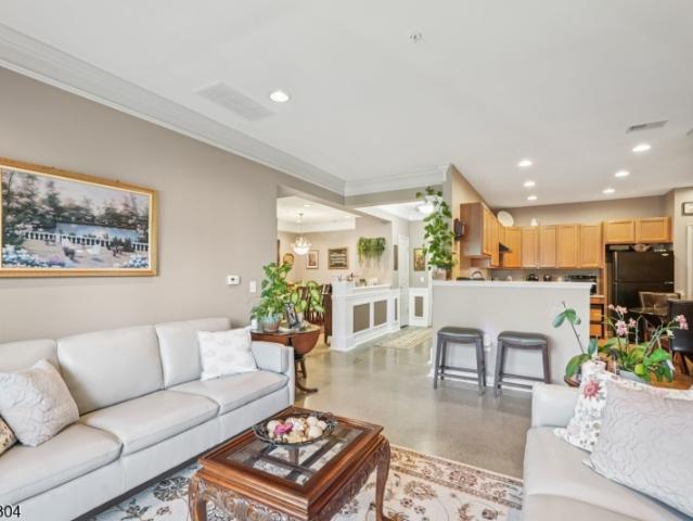 2217 Warrens Way