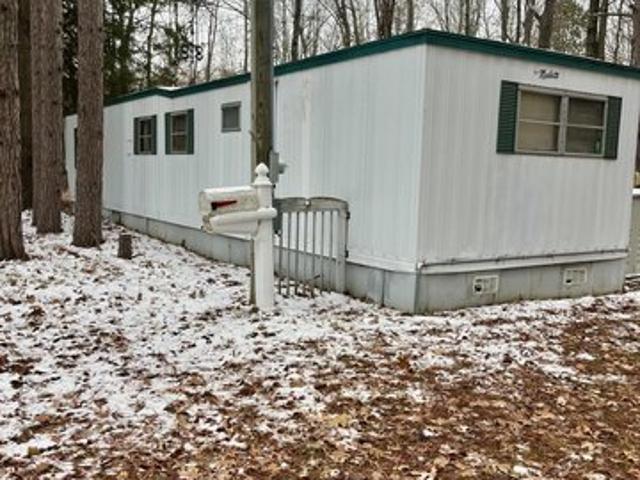 2217 10th Ave, Sears, MI 49679