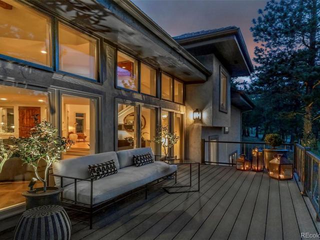 22184 Forest Hills Drive