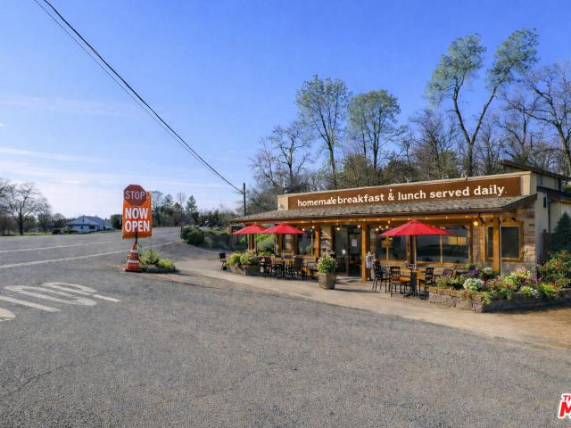 22184 Highway 299, Bella Vista, CA 96008 | MLS #26637