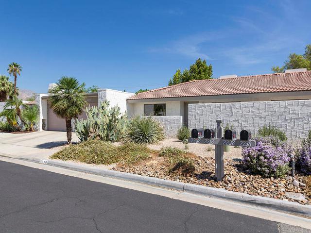 2218 N Sunshine Circle