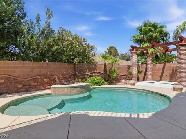 2218 Alanhurst Dr, Henderson, NV 89052