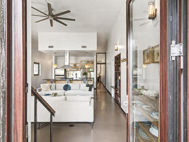 2218 Belmont Blvd # 102