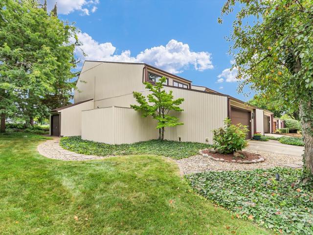 2218 Briar Hill Drive # 2218