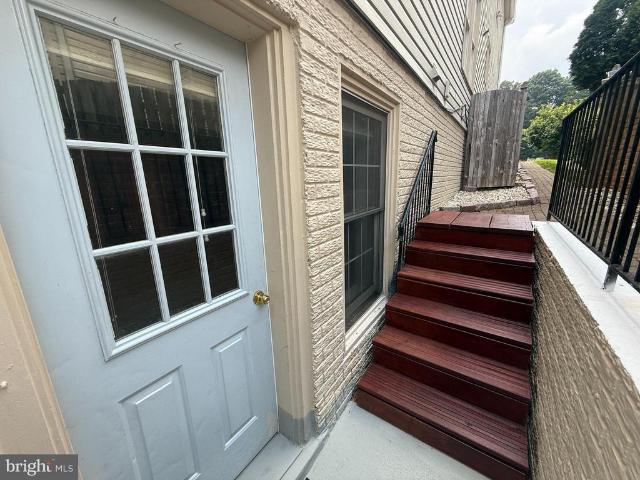 2218 Central Avenue # BASEMENT