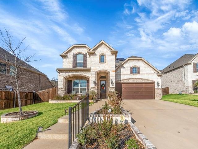 2218 Christopher Ln, Euless, TX 76040