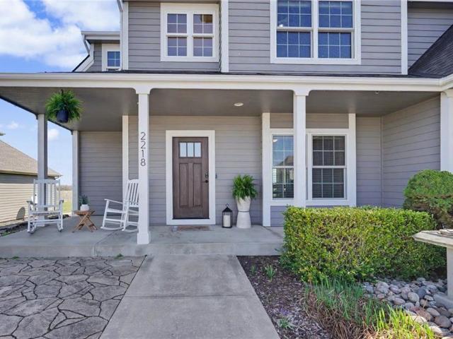 2218 Country Drive