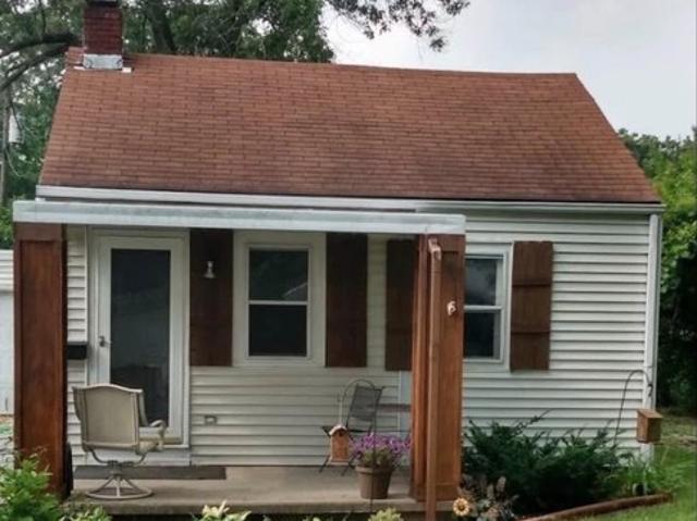 2218 E 6th St, Anderson, IN 46012