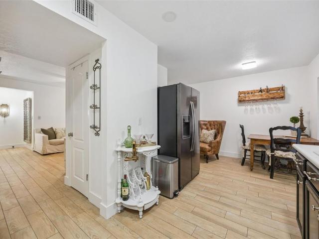 2218 Elizabeth Ave, Unit 3, Orlando, FL 32804 | MLS #O6386