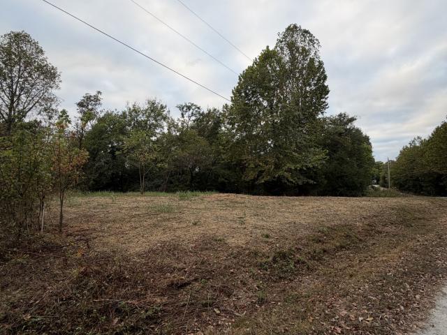 2218 Gina Ln