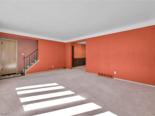 2218 Larchmont Drive