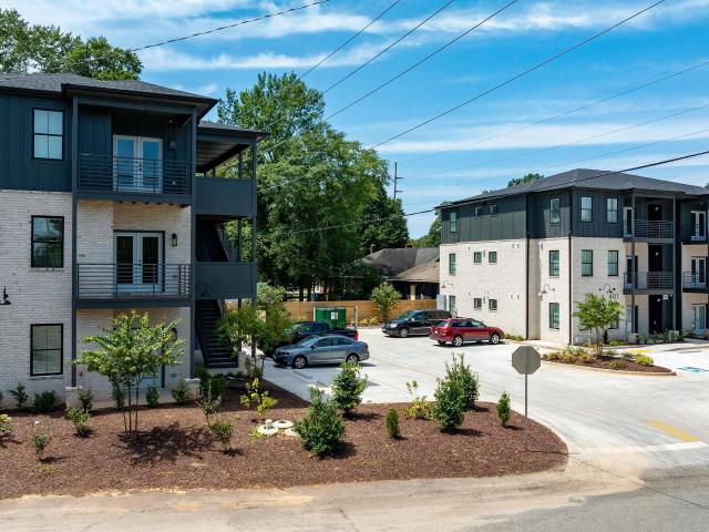 2218 Rosewood Drive
