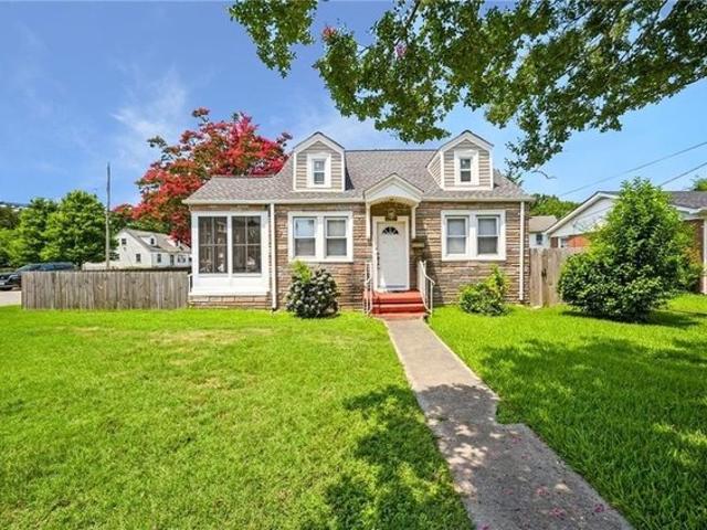 2218 Staunton Ave, Portsmouth, VA 23704