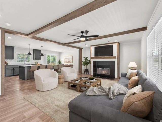 2218 Stevens Rd, Somerset, TX 78069