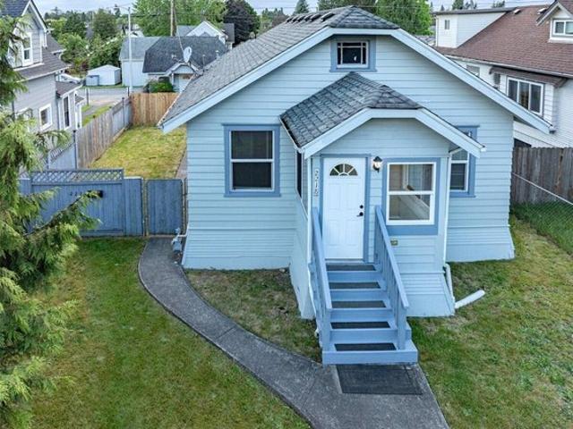 2218 Summit Ave, Everett, WA 98201