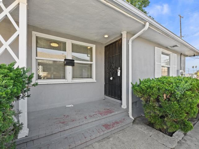 2218 82nd Ave, Oakland, CA 94605 | MLS #41128