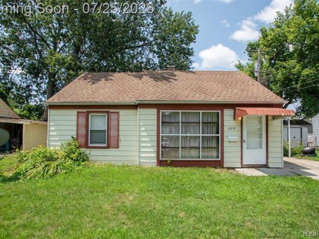 22191 Condon St, Oak Park, MI 48237