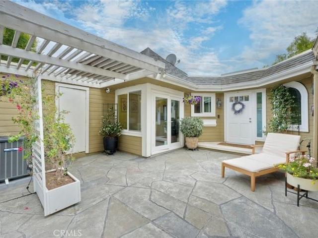 22196 Caminito Zaragoza, Laguna Hills, CA 92653