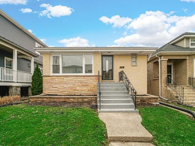 2219 N 74th Ct, Elmwood Park, IL 60707