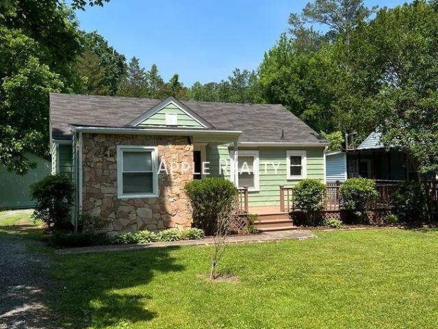 2219 Charlotte St. Available mid July