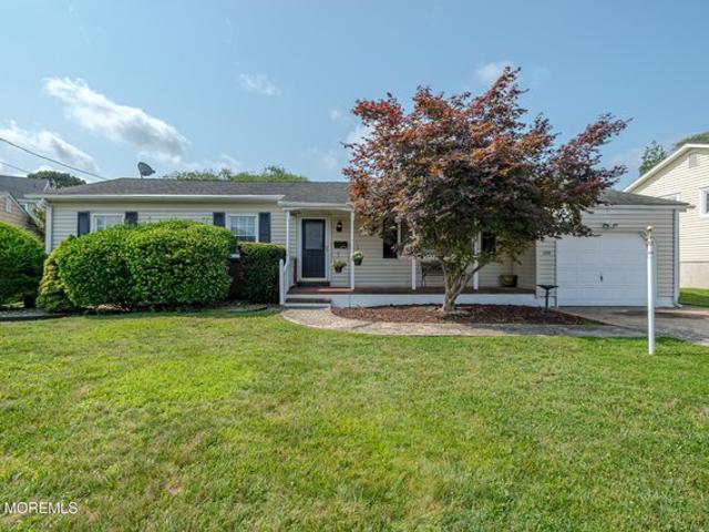 2219 Christine Ct, Point Pleasant, NJ 08742
