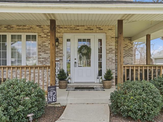 2219 Forest View Lane